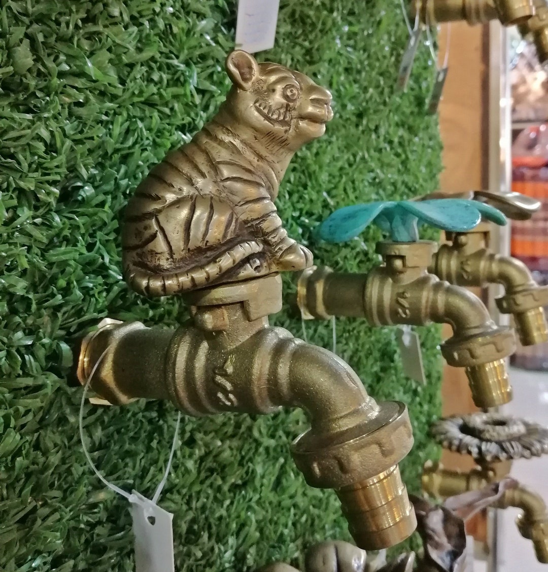 Faucet Vintage Brass Sat Tiger Spigot Garden Tap Water Home Decor Livin ...