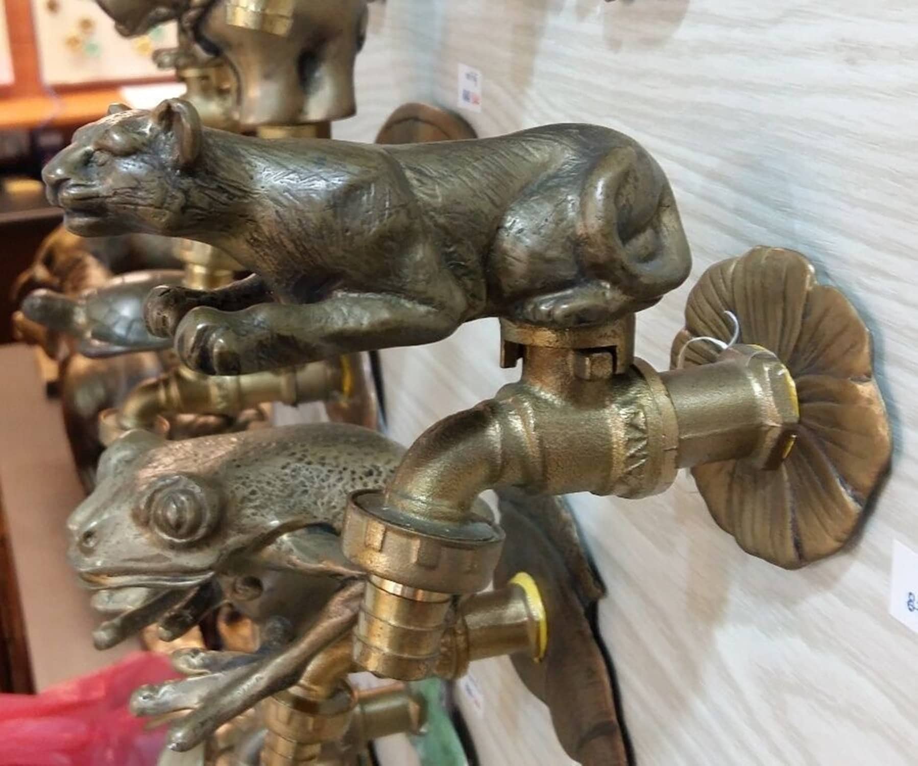 Faucet Water Spigot Tiger Brass Vintage Garden Decor Handle 1/2 Tap ...