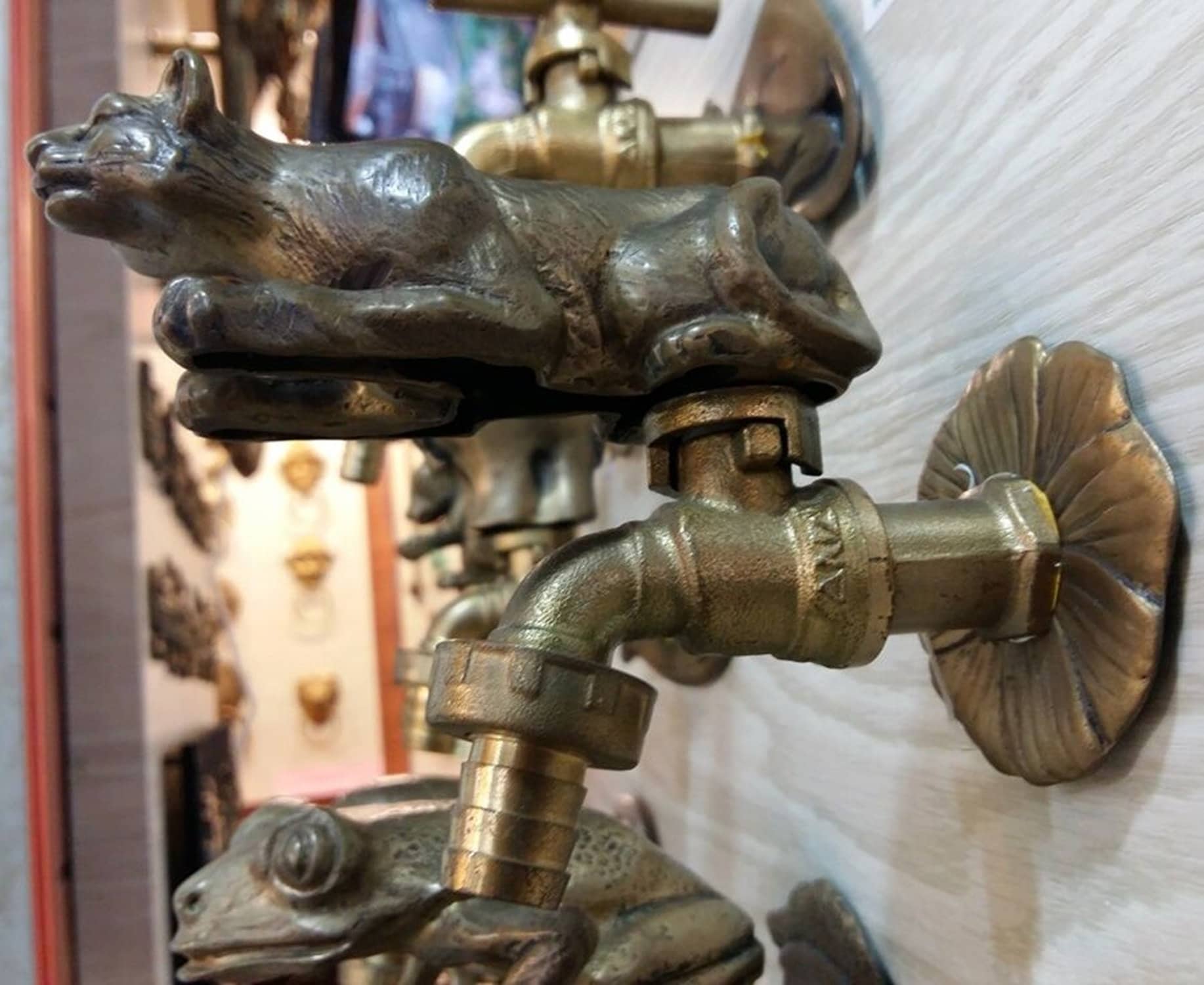 Faucet Water Spigot Tiger Brass Vintage Garden Decor Handle 1/2 Tap ...