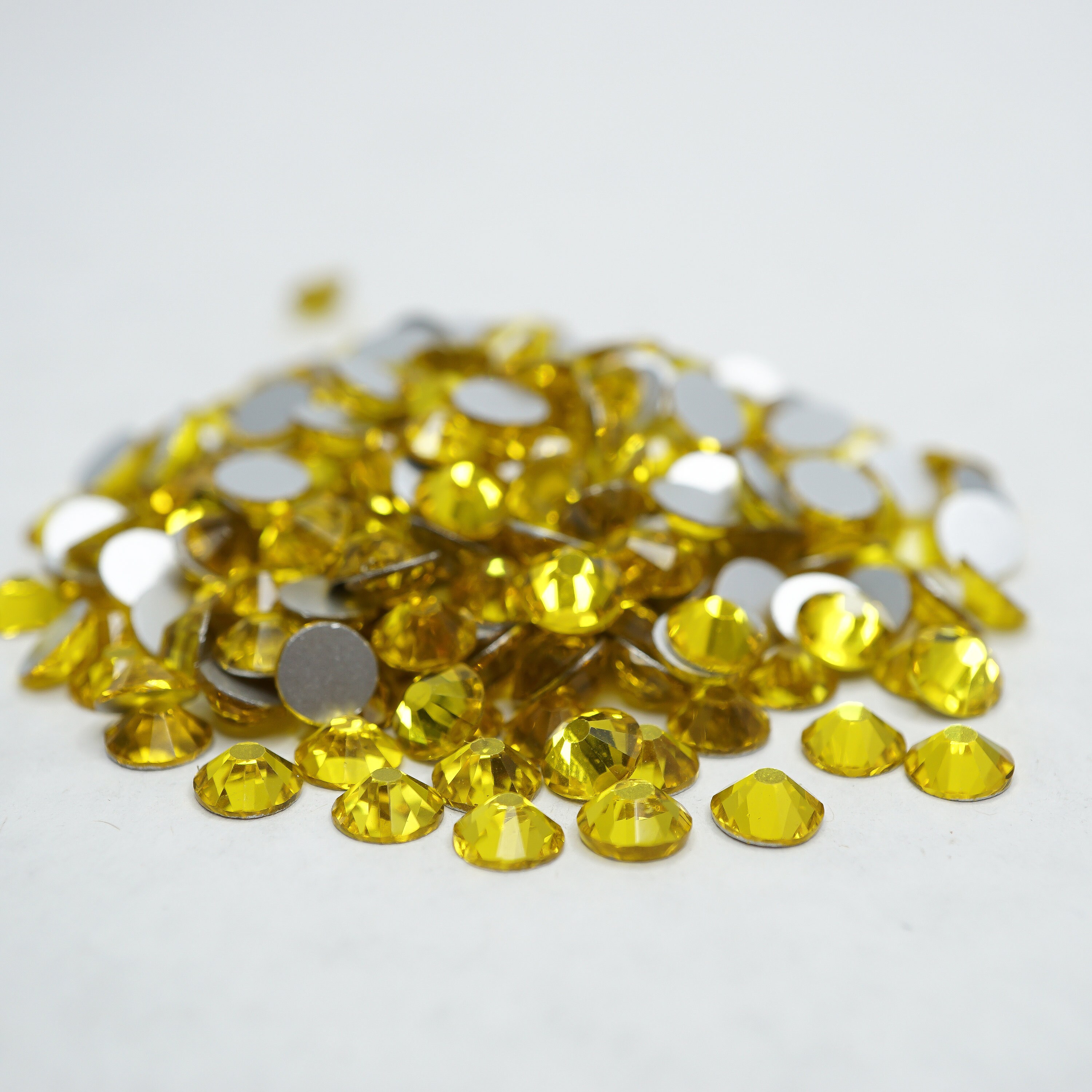 Citrine Rhinestone High Quality GLASS flat back ss16 - Etsy México