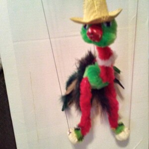 Walking bird puppets. These birds bring hours of fun and | Etsy