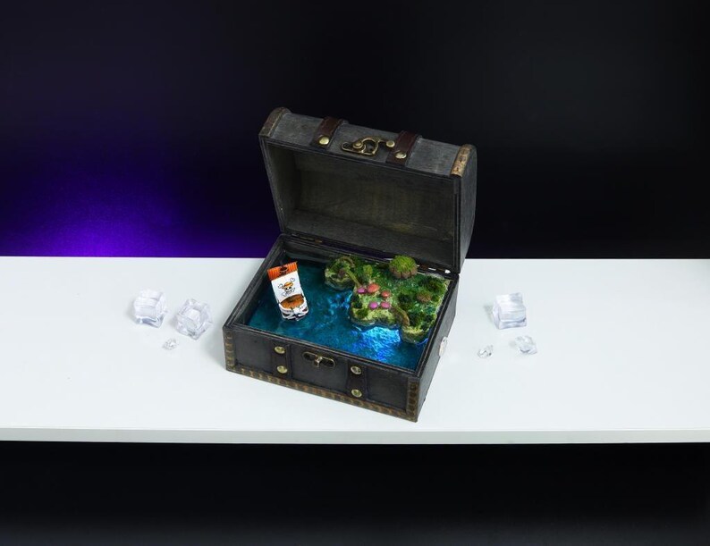 One Piece Epoxy Light Box, Anime Manga Inspired Resin Art Decor, Unique ...