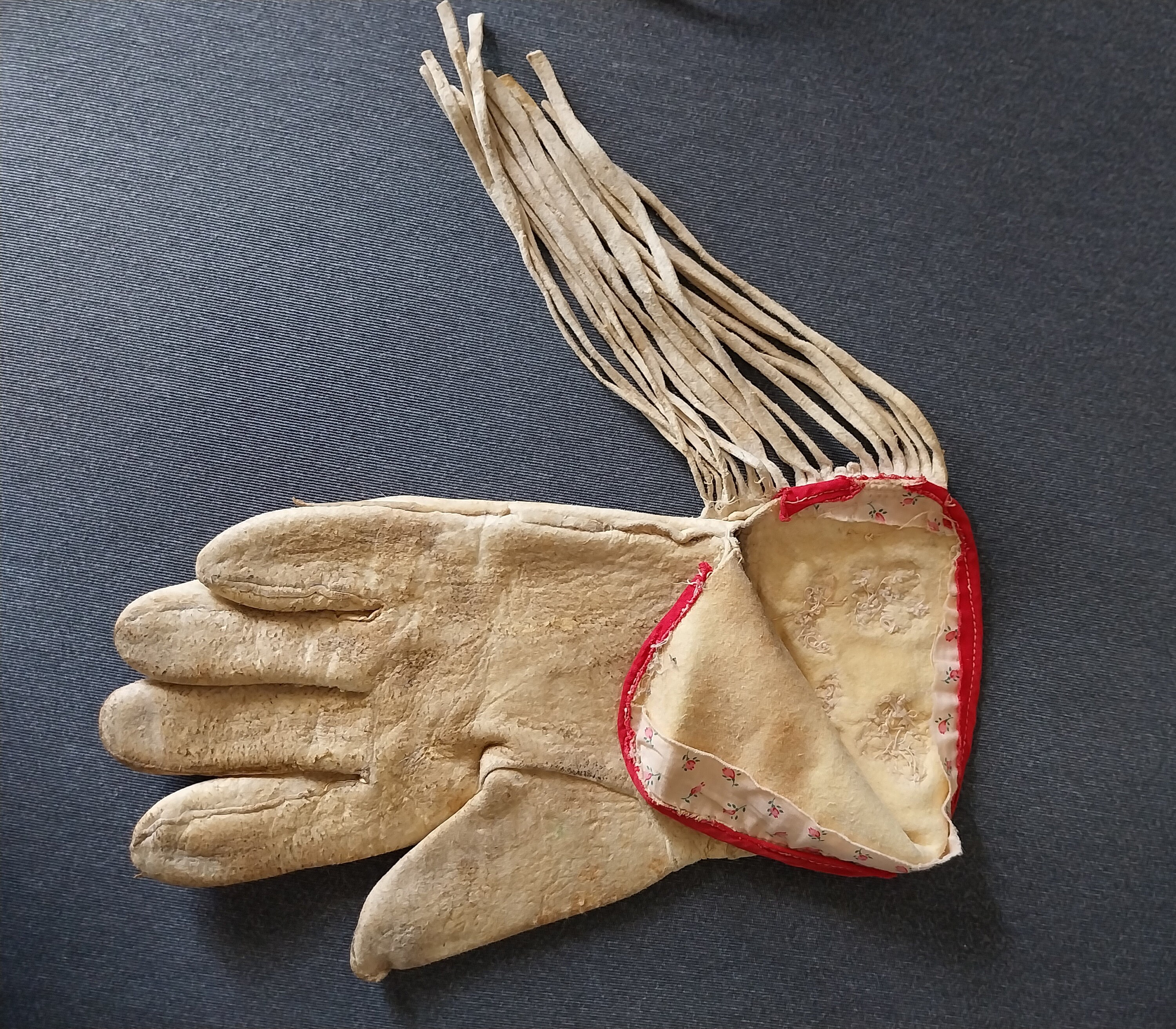 Native American Indian Beaded Gauntlets Cloves Pair - Etsy