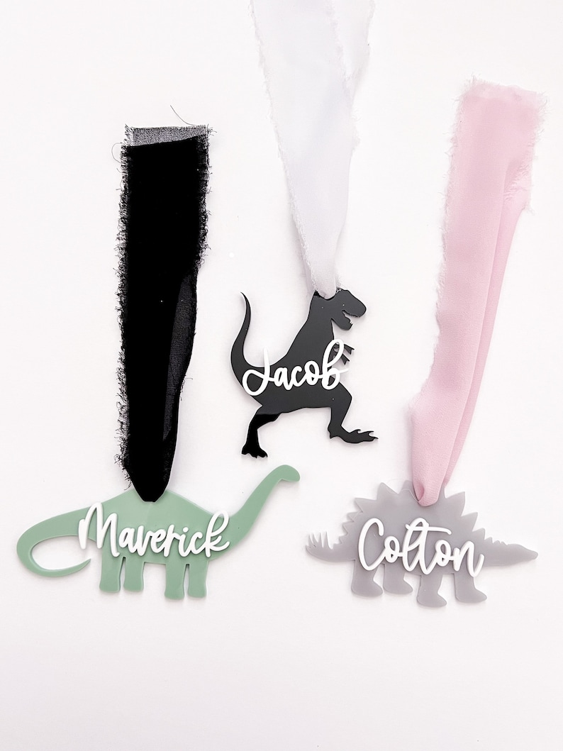 Personalized Dinosaur Name Tags/ Ornaments/ Gift Tags - Etsy