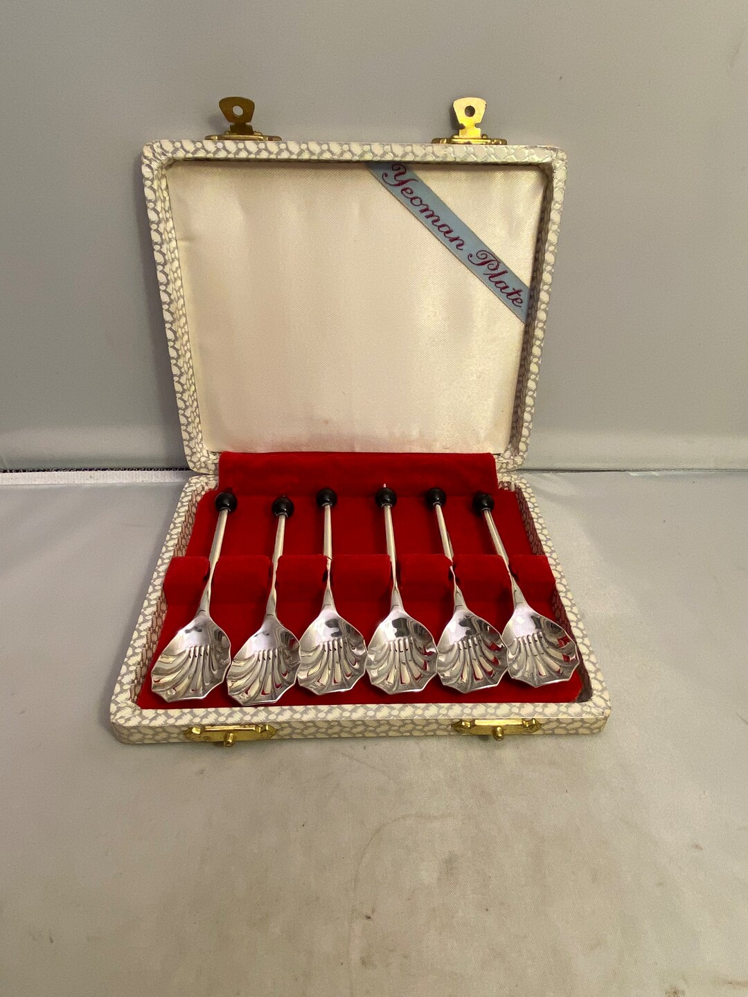 Yeoman Plate Cocktail Spoons - Etsy