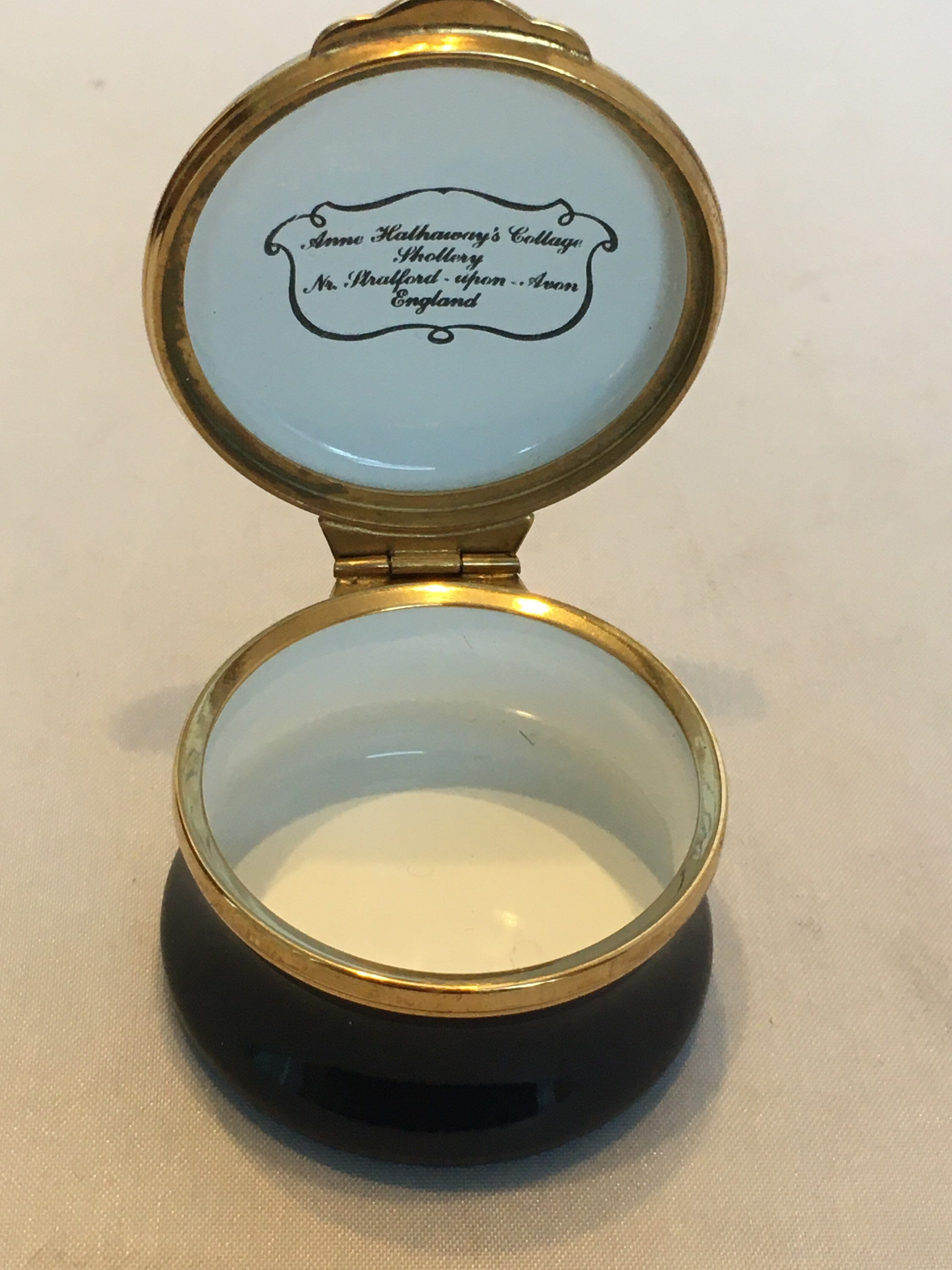 Toye Kenning & Spencer Ltd Anne Hathaways Cottage Trinket - Etsy