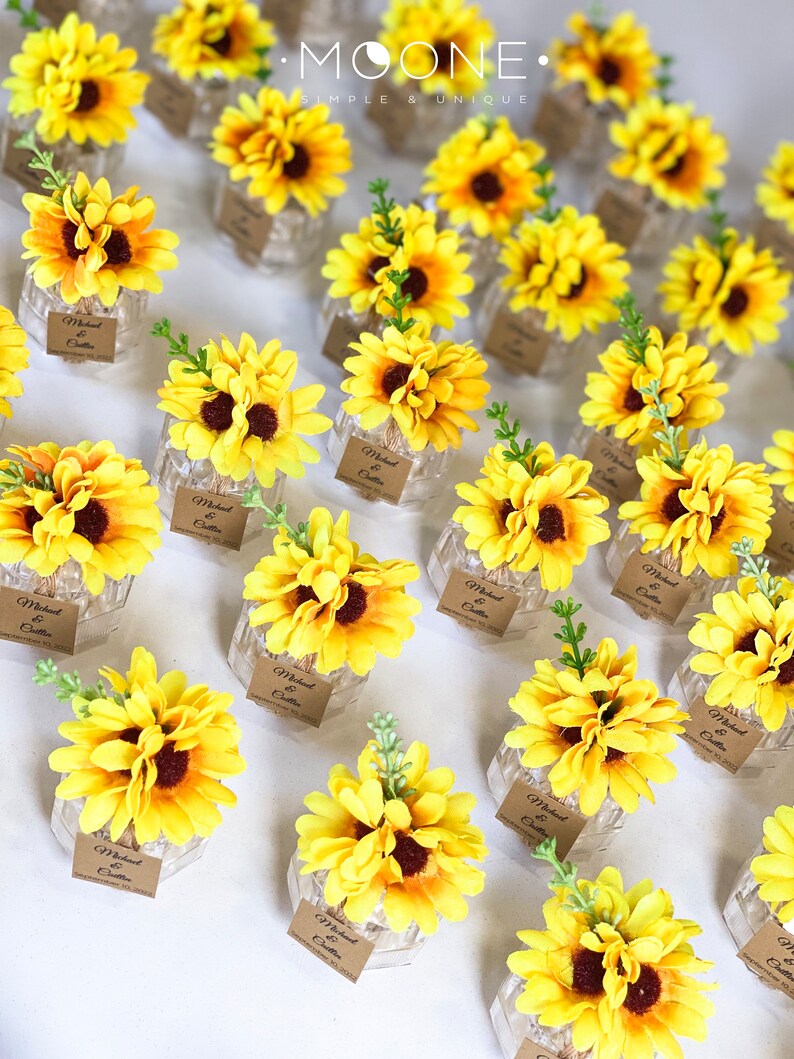 10pcs Sunflower Wedding Favors for Guests Sunflower Party - Etsy