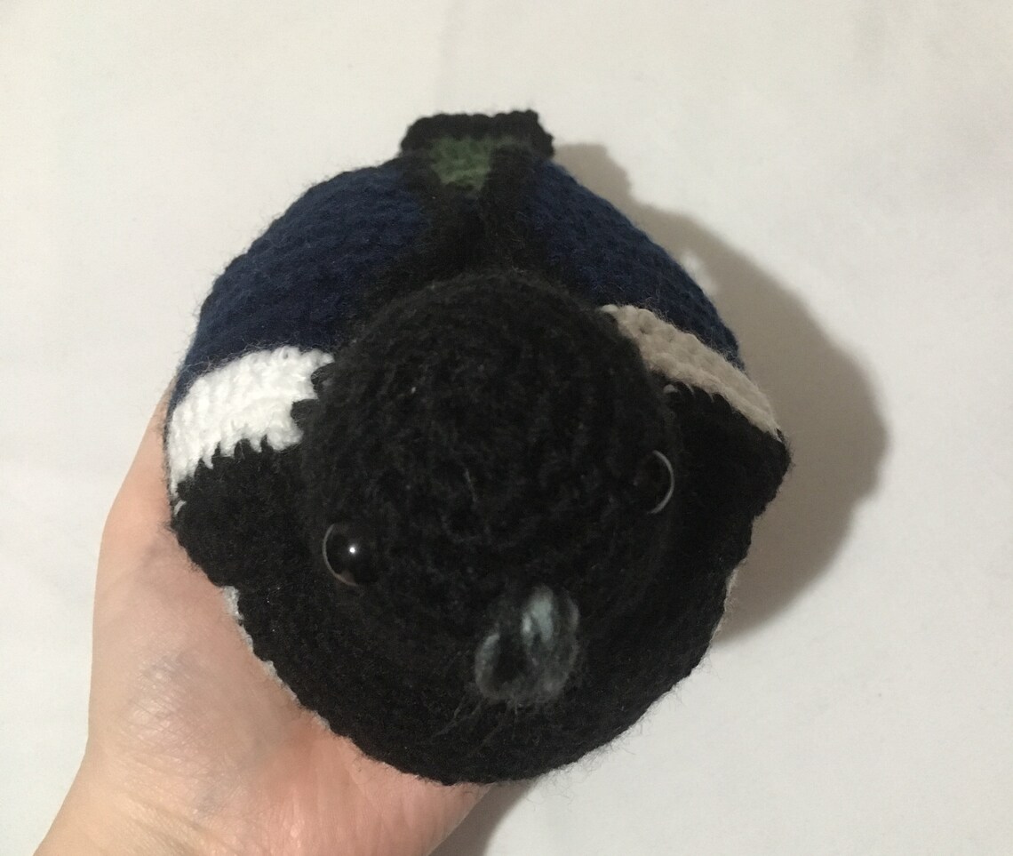 Magpie Crochet Pattern | US and UK Terms - Etsy