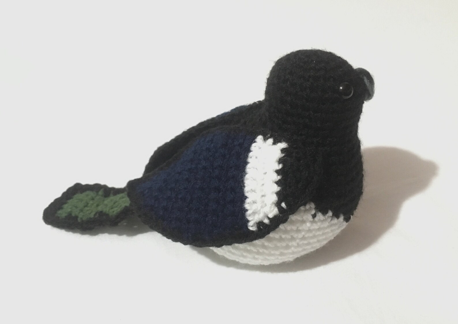 Magpie Crochet Pattern | US and UK Terms - Etsy