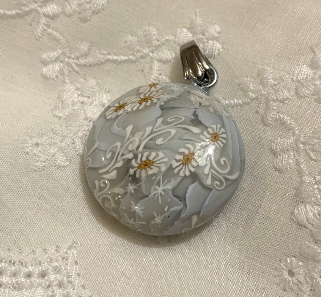 Daisy Filigree Pendant - Etsy