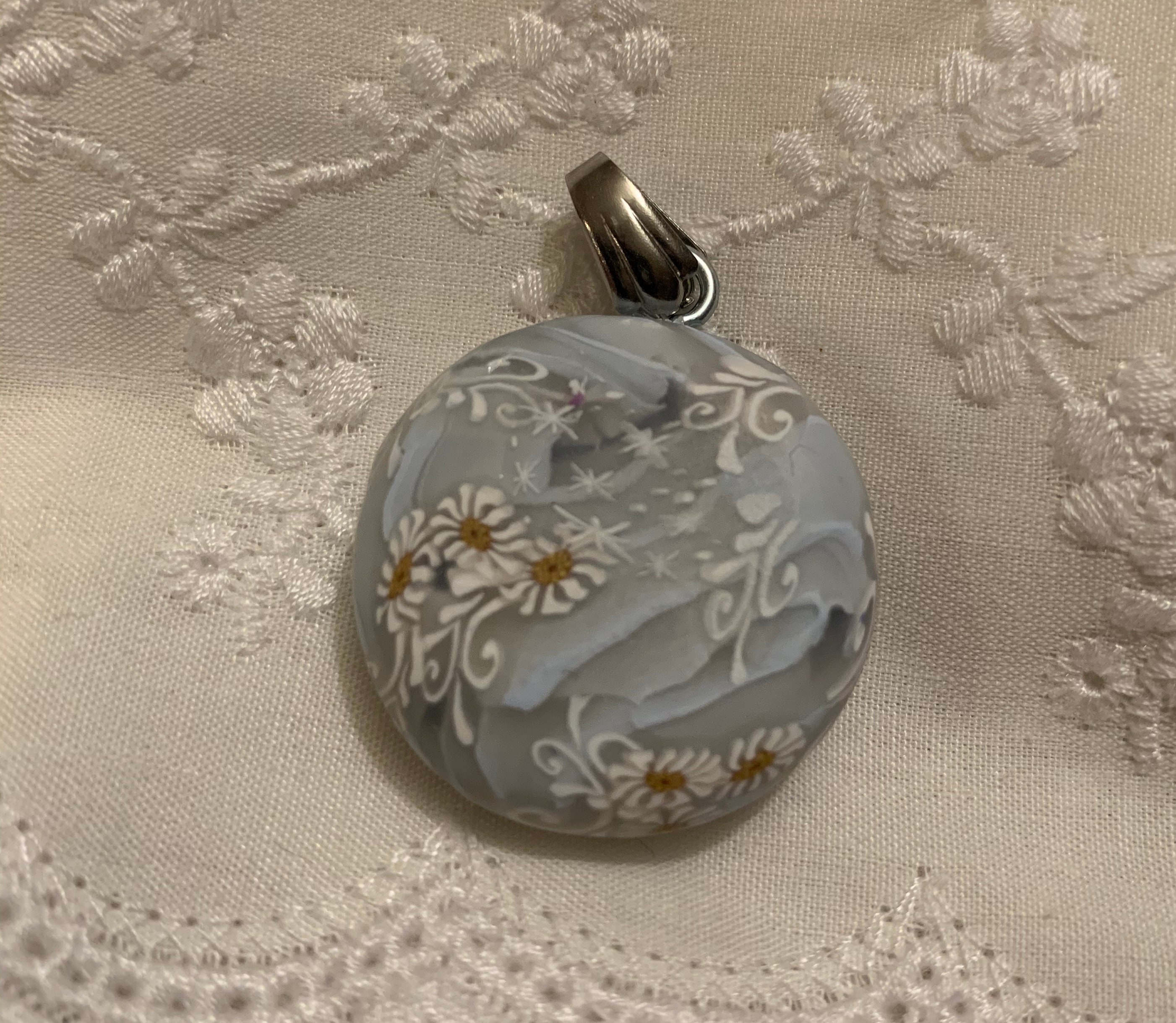 Daisy Filigree Pendant - Etsy