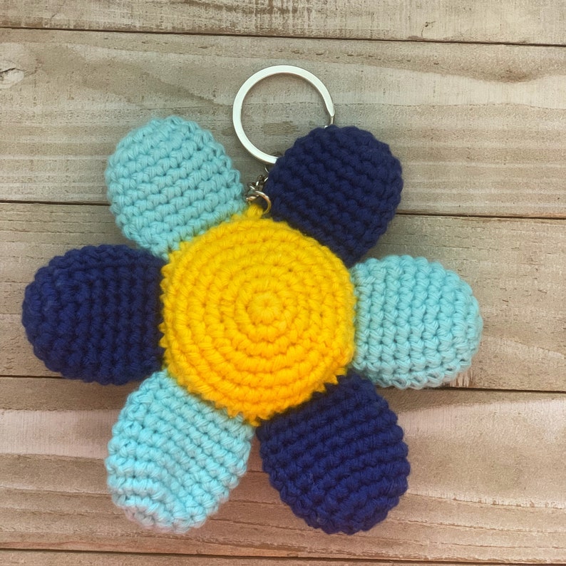 Smiley Flower Keychain Blue Crochet Keychain, Handmade, 100% Cotton ...