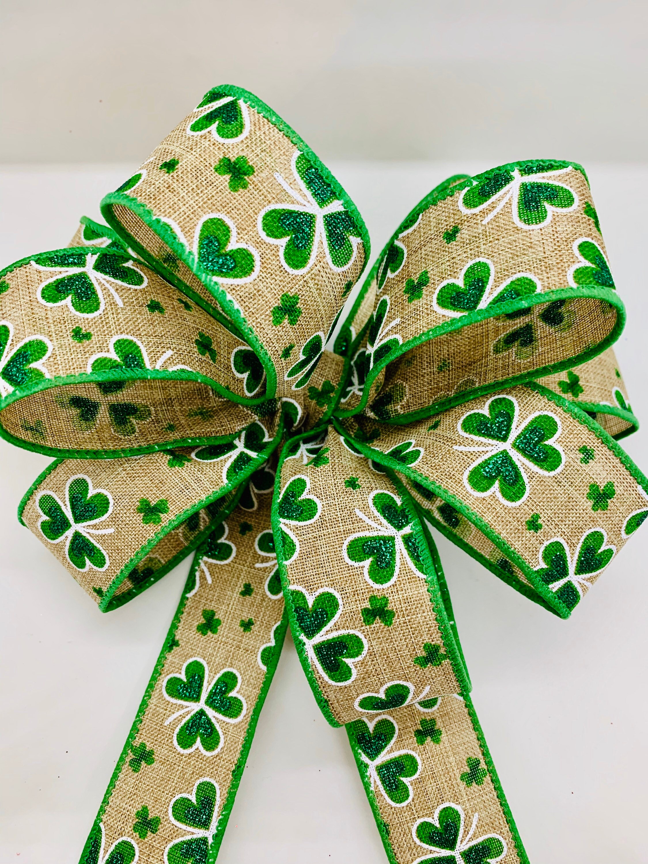 St. Patrick's Day Bow Shamrock Decor Clover Bow Candle - Etsy