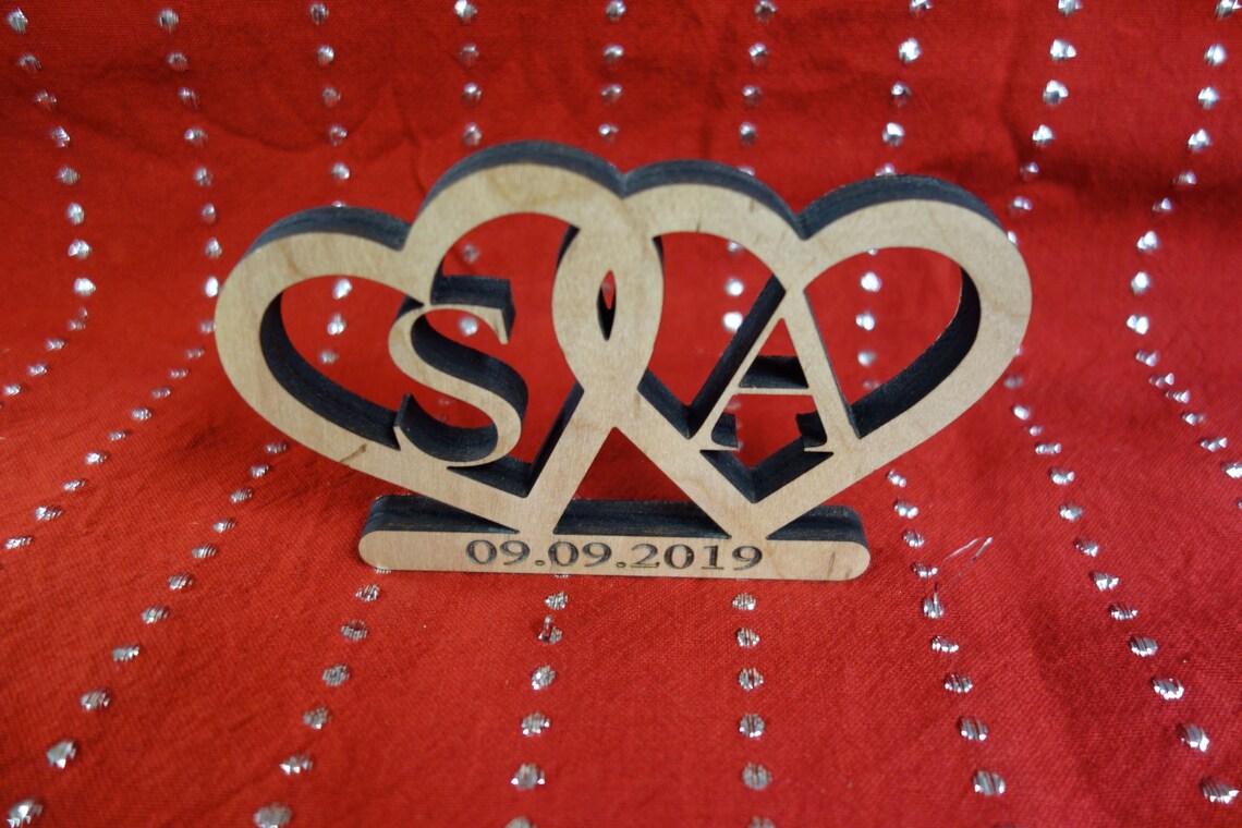 NEW: Personalized Wood Double Hearts Sign With Couples - Etsy