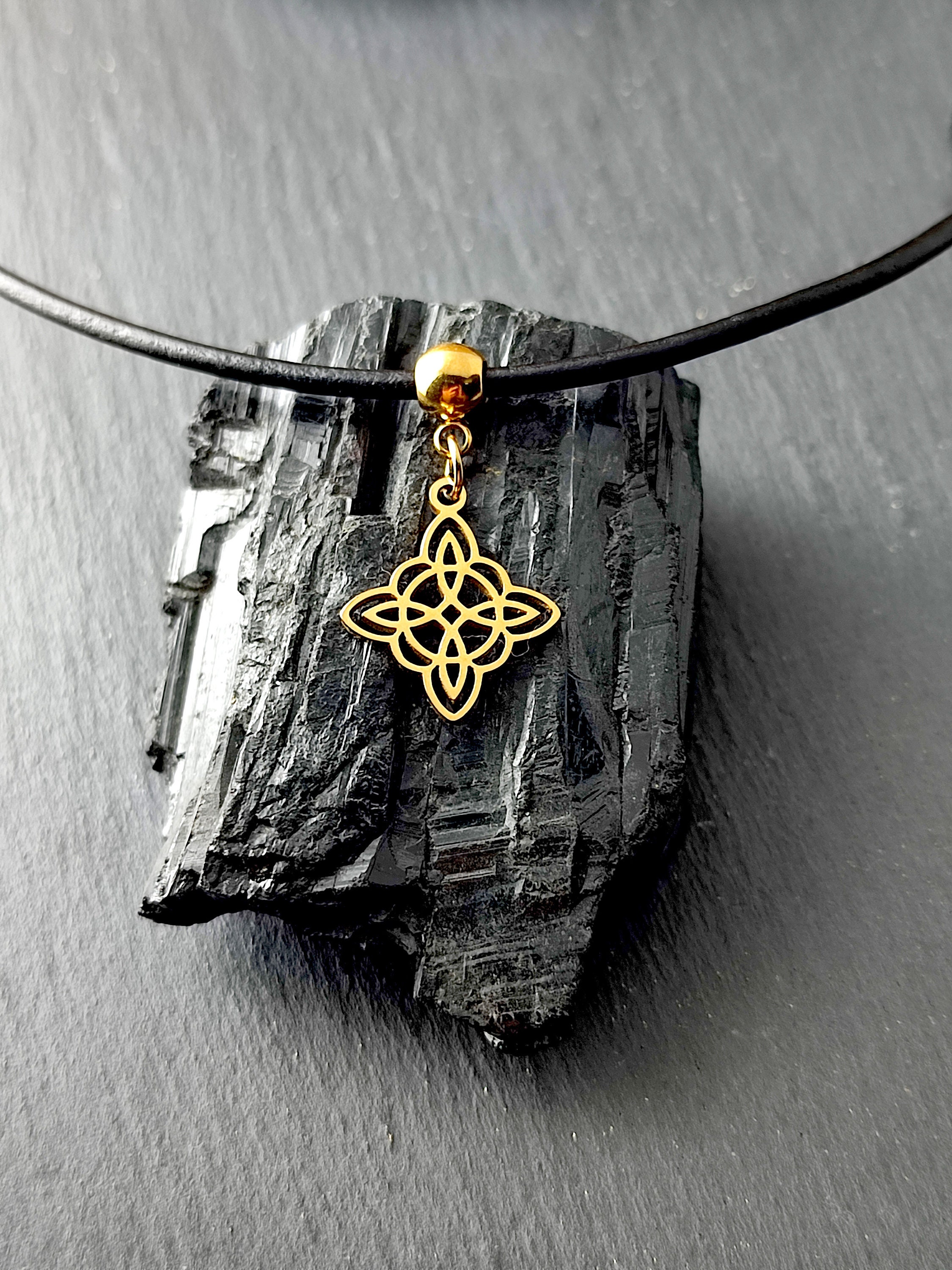 SIMBOLIKS Witch's Knot. Golden Stainless Steel Spells - Etsy