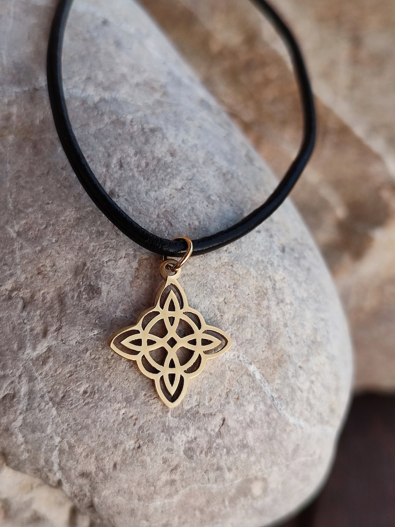 SIMBOLIKS Witch's Knot. Golden Stainless Steel Spells - Etsy