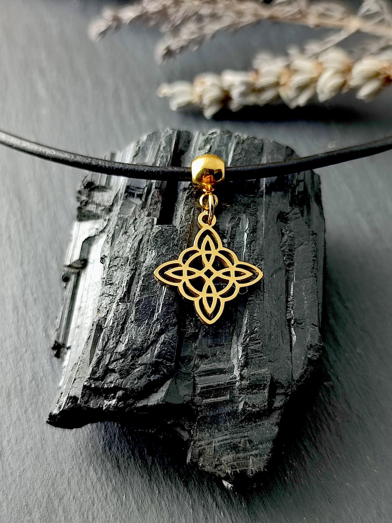 SIMBOLIKS | Witch's Knot. Golden Stainless Steel, Spells, Witchcraft ...