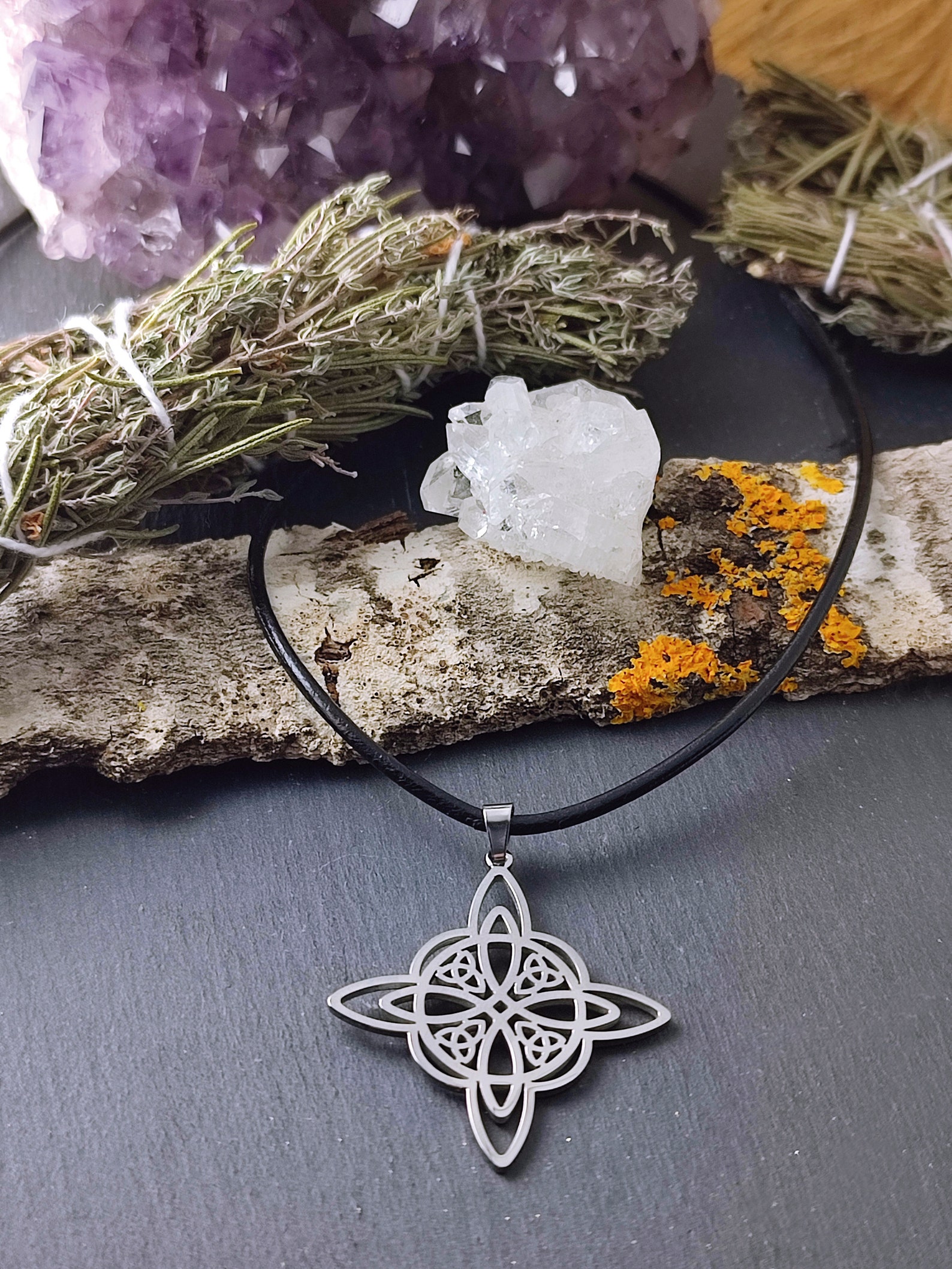 SIMBOLIKS Stainless Steel Witch's Knot Spells - Etsy