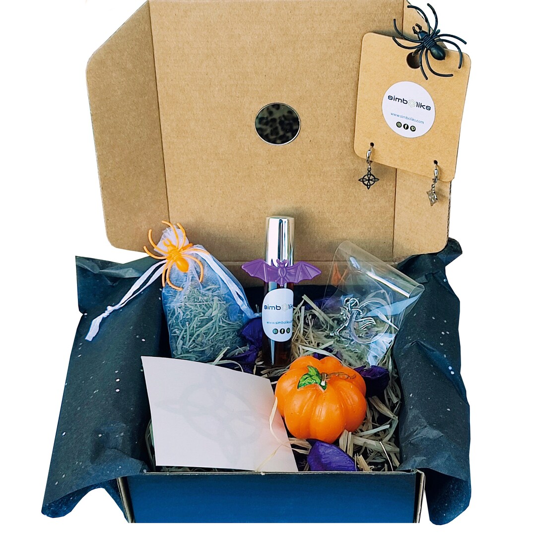 SIMBOLIKS Witch Ritual Box, Witch Costume, Witch, Witch, Witch Knot ...