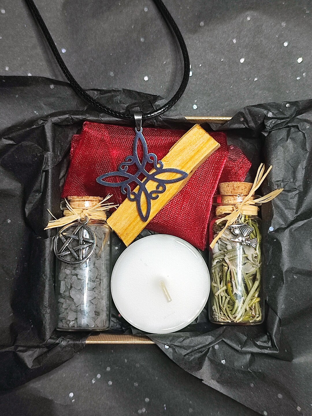 SIMBOLIKS Witch Pack, Steel Witch's Knot Necklace, Black Salt, Palo ...