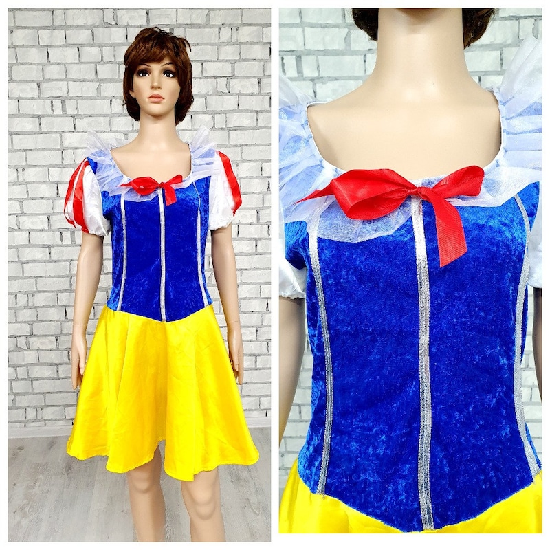 Snow White Cosplay - Etsy