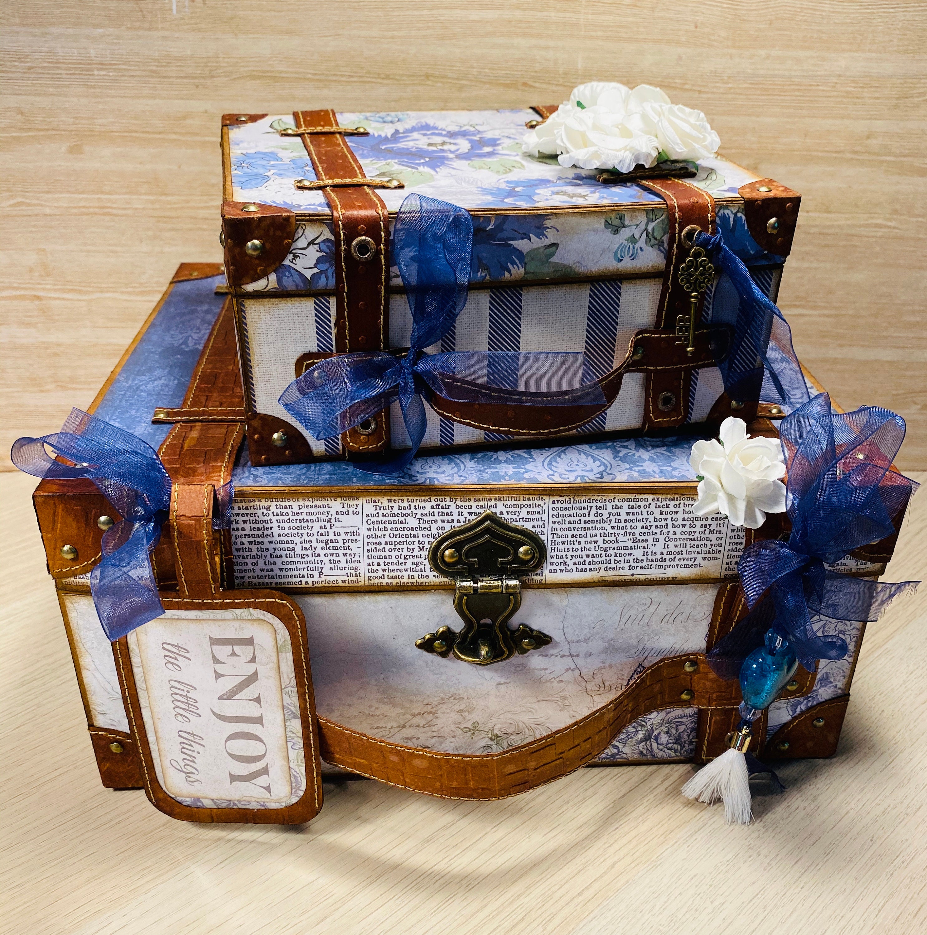 SVG Suitcase - Cut Files for Electronic Cutting Machines - Suitcase ...