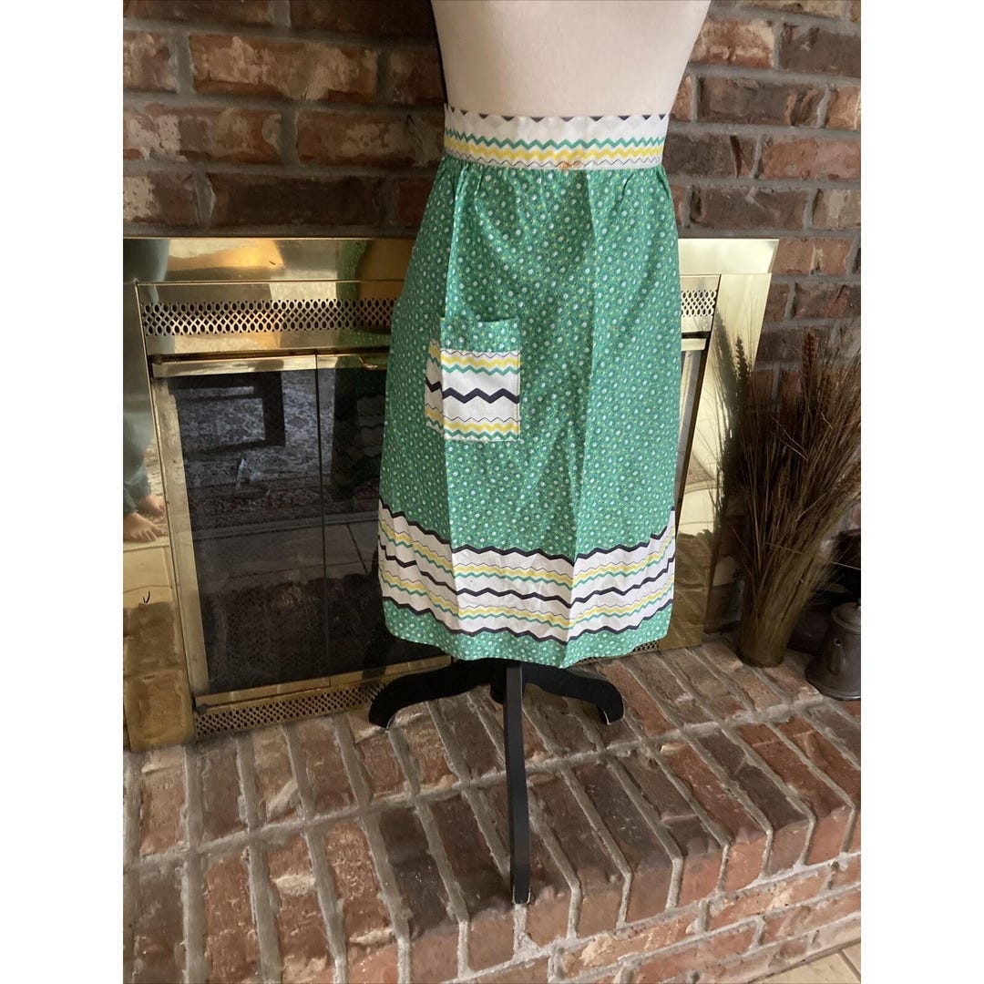 Vintage Green Zig Zag Half Apron - Etsy