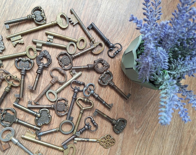 Real Antique Skeleton Keys - Authentic Church Keys, Door Keys, Lot of ...