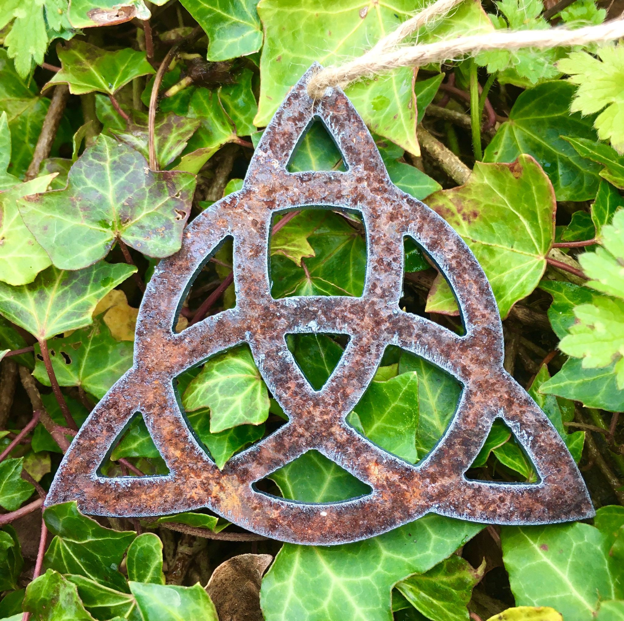 Celtic Triquetra Knot Rustic Metal Christmas Tree Wall Hanger Garden ...