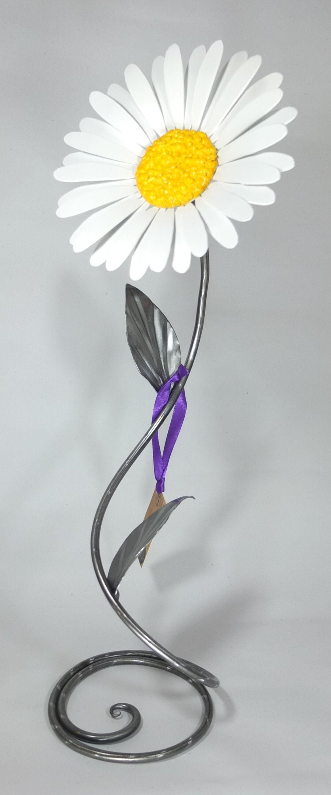 Handcrafted Steel Daisy - Etsy