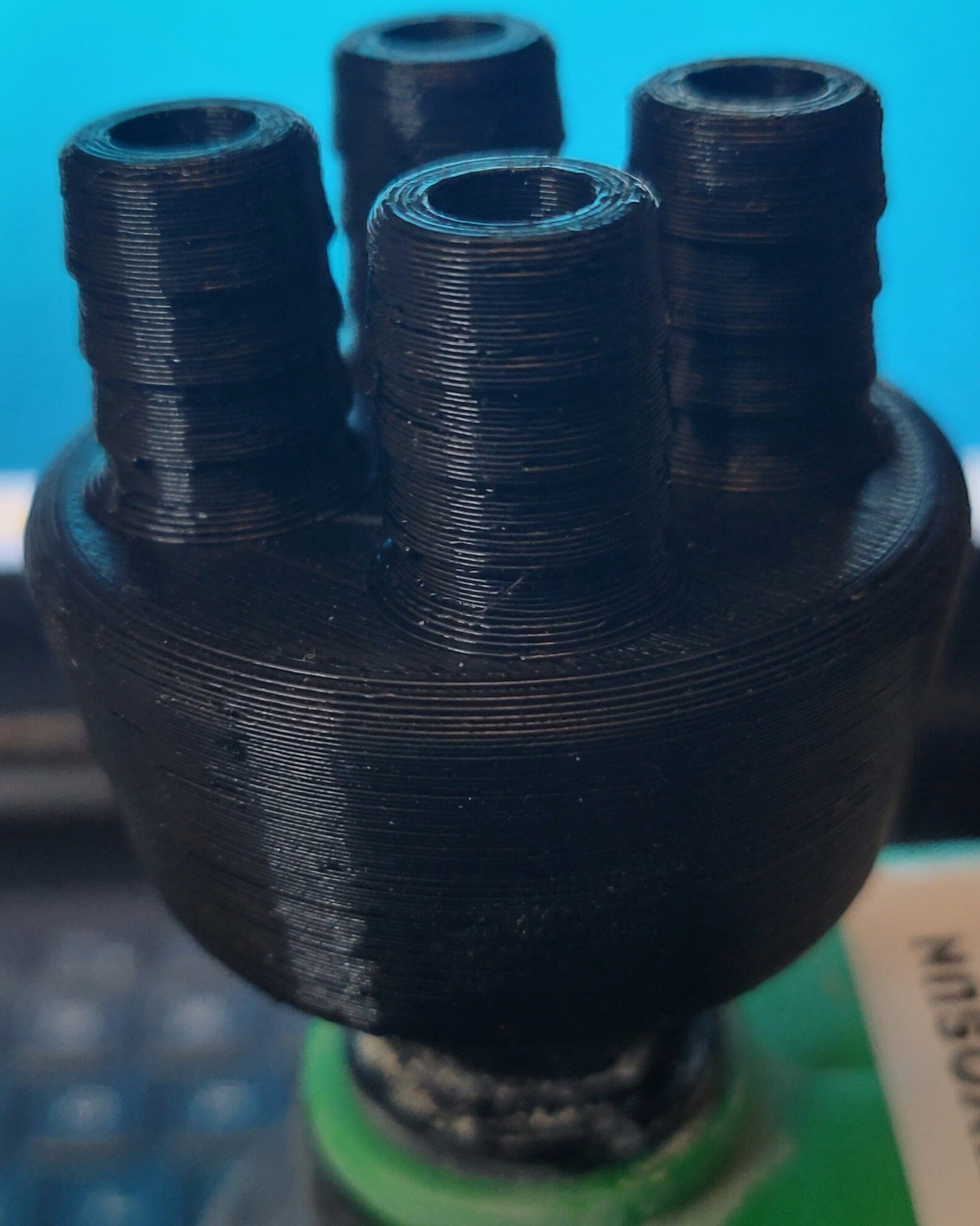 3D File 4-way Diverter Water Splitter 3/4 to 4x 1/2 Hydroponic - Etsy