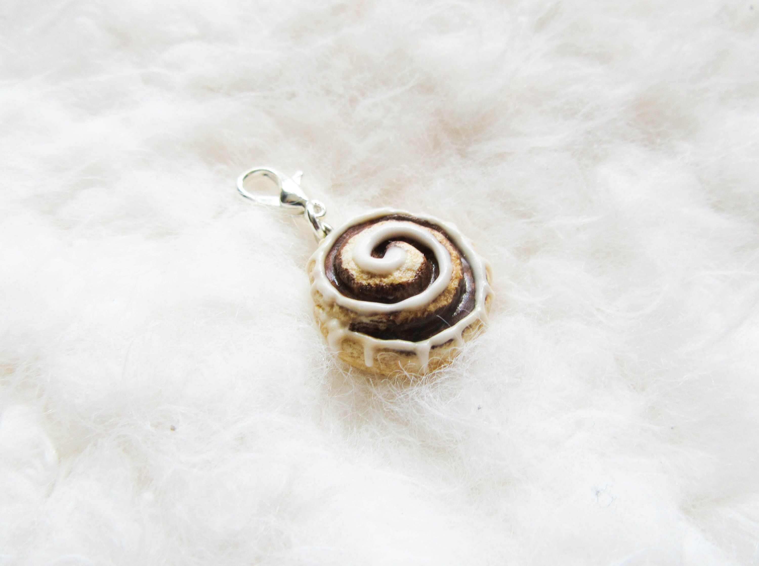 Cinnamon Roll Charm Polymer Clay Charm Cinnamon Bun Clasp - Etsy