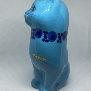 Vintage Blue Porcelain Cat Figurine / 1970s Guldkroken Hjo Märta ...