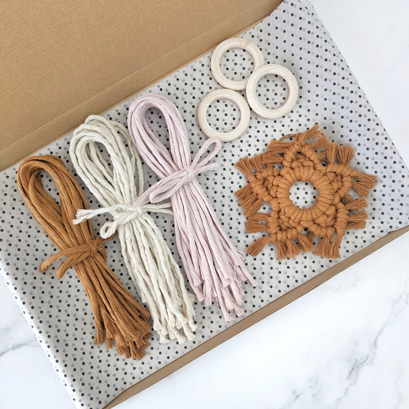 Rainbow Macrame Kit - Etsy