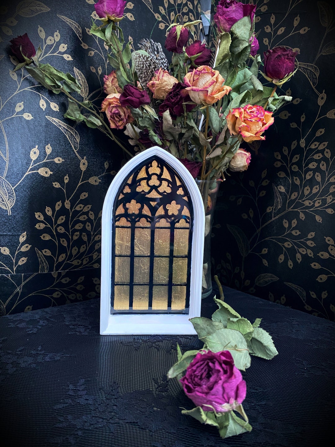 Dark Gothic Ornate Cathedral/church Window Decoration Sculpture White ...