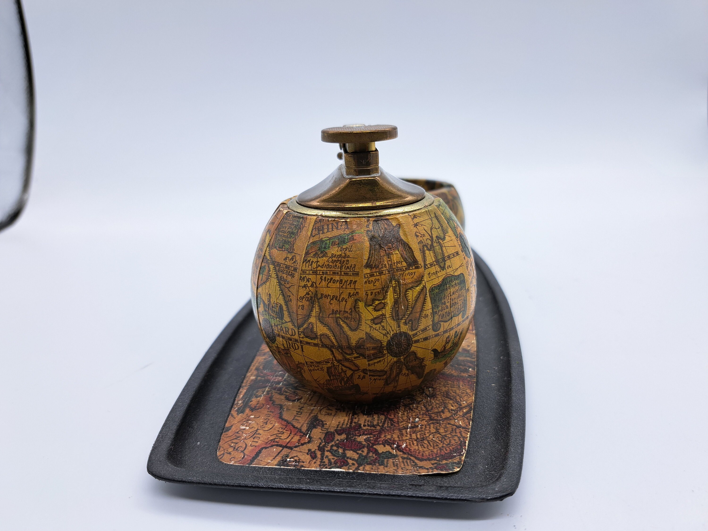 Vinatage Rare World Map Lighter and Ash Tray With Tray Made in Japan ...
