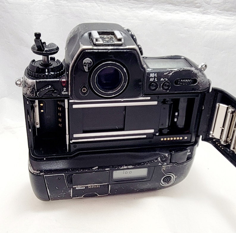 Nikon F5 - Vintage 35mm Film SLR Camera - Etsy
