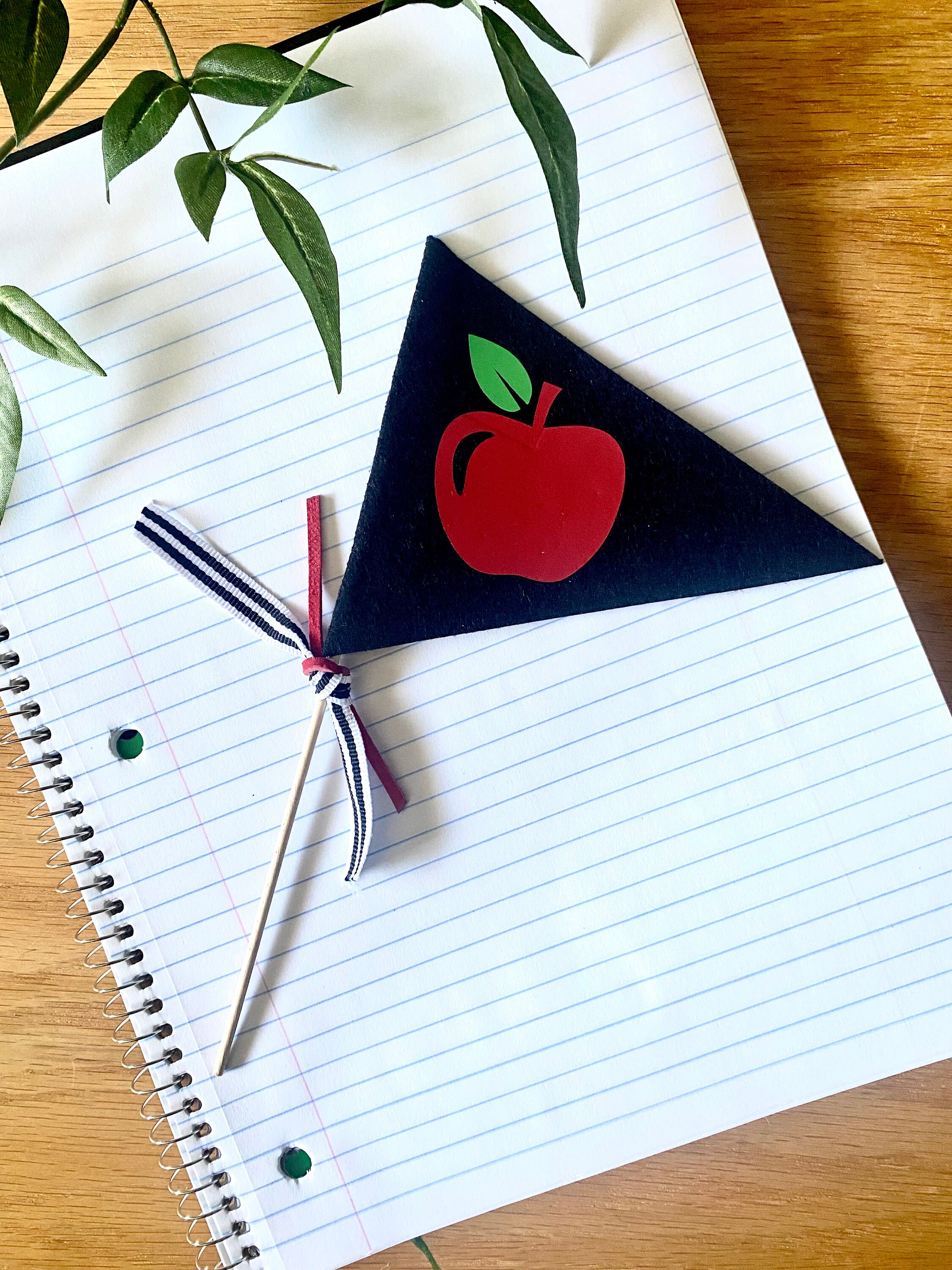 Mini Apple First Day of School Felt Pennant Flag Back to School Sign - Etsy