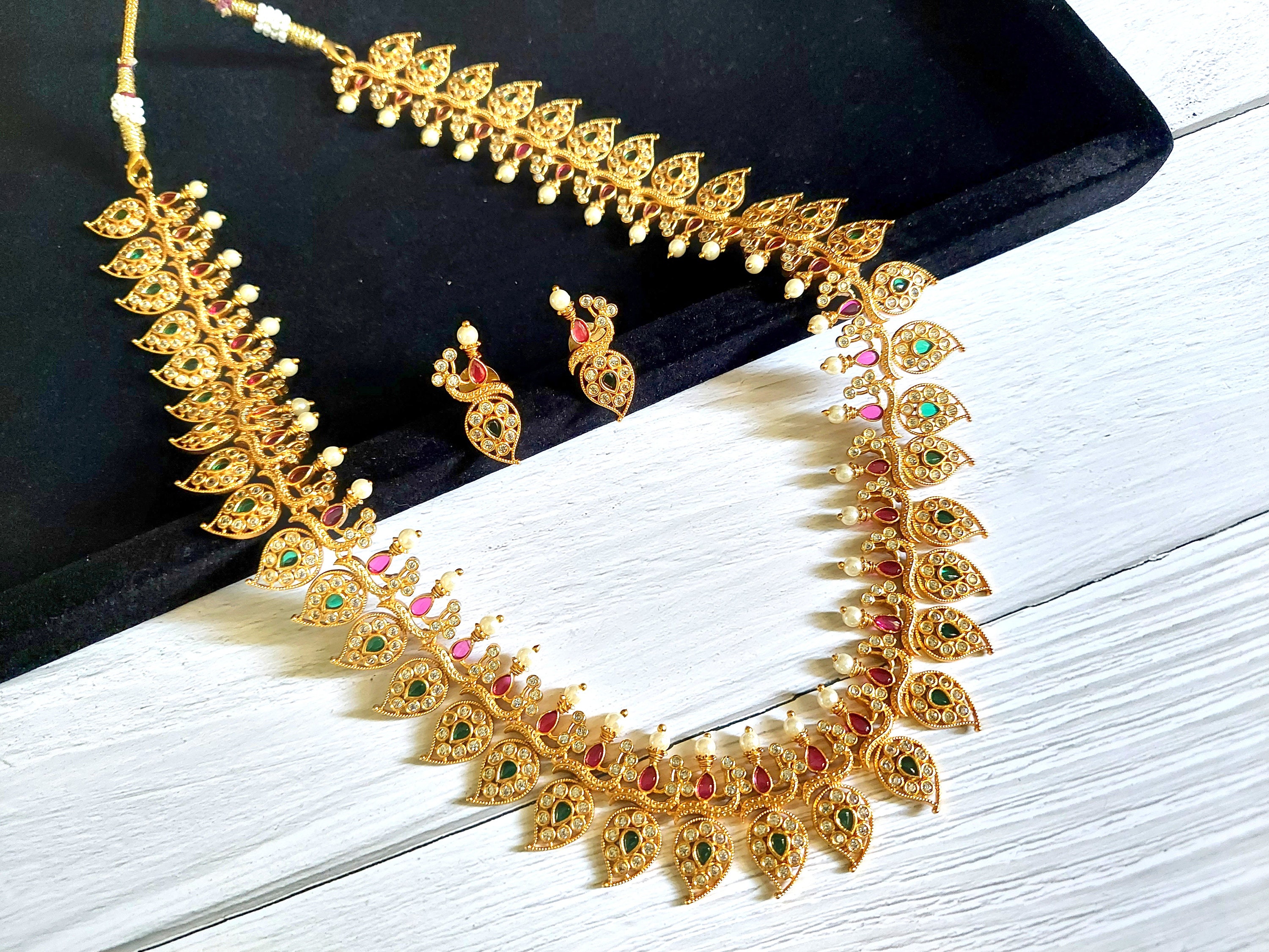 Gold Mango Necklace Design
