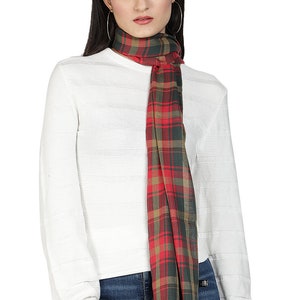 Kate Middleton Tartan Shawl in Red and Green Maple Leaf Design. Tartan ...