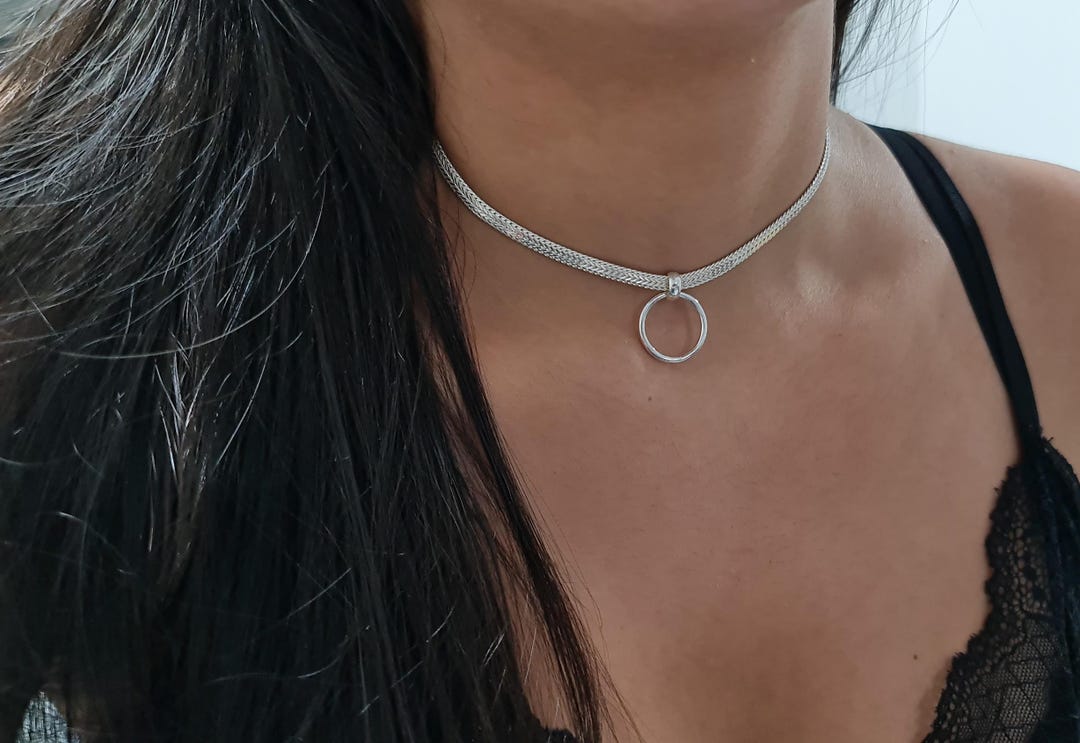 Discreet Day Collar: Sterling Silver O Ring Collar for Her - Etsy