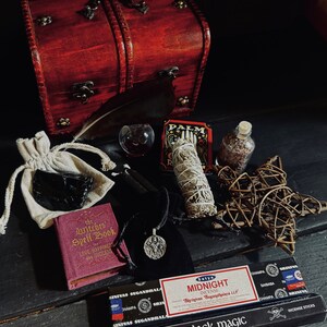 Witch Box Gift Set in Wooden Chest Witchcraft & Wicca Gift Witchcore ...
