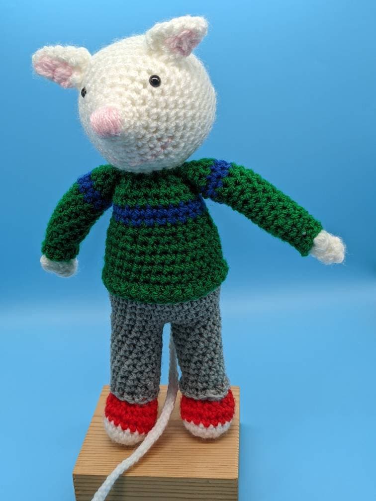 Crochet Stuart Little Inspired Mouse - Etsy