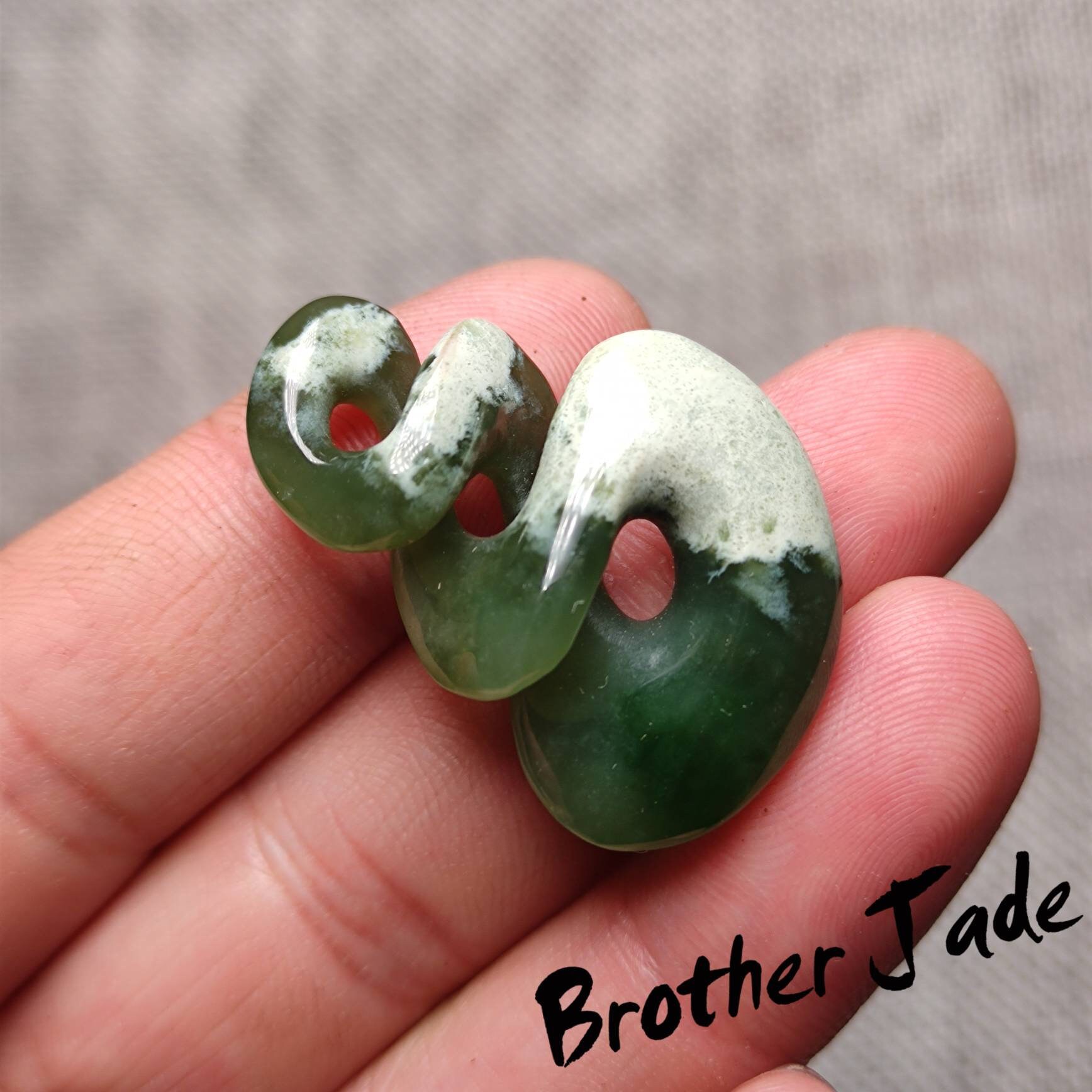 Russia Nephrite Jade Pendant green jade Large Maori | Etsy