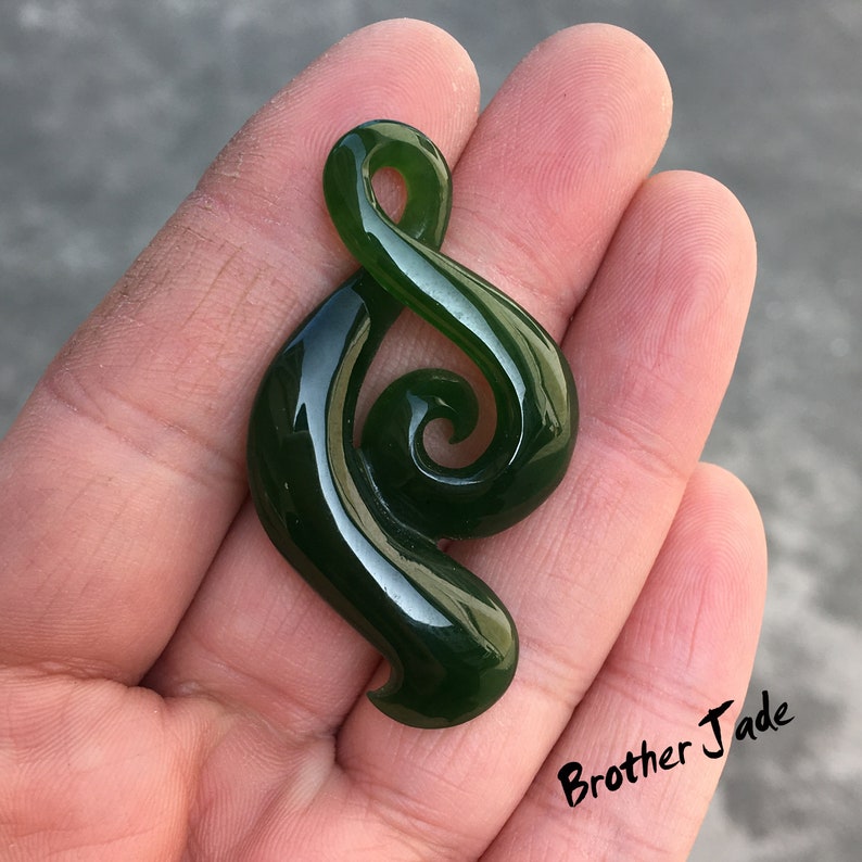 Twist Nephrite Natural Green Jade NEW ZEALAND Maori Style Jade Koru ...