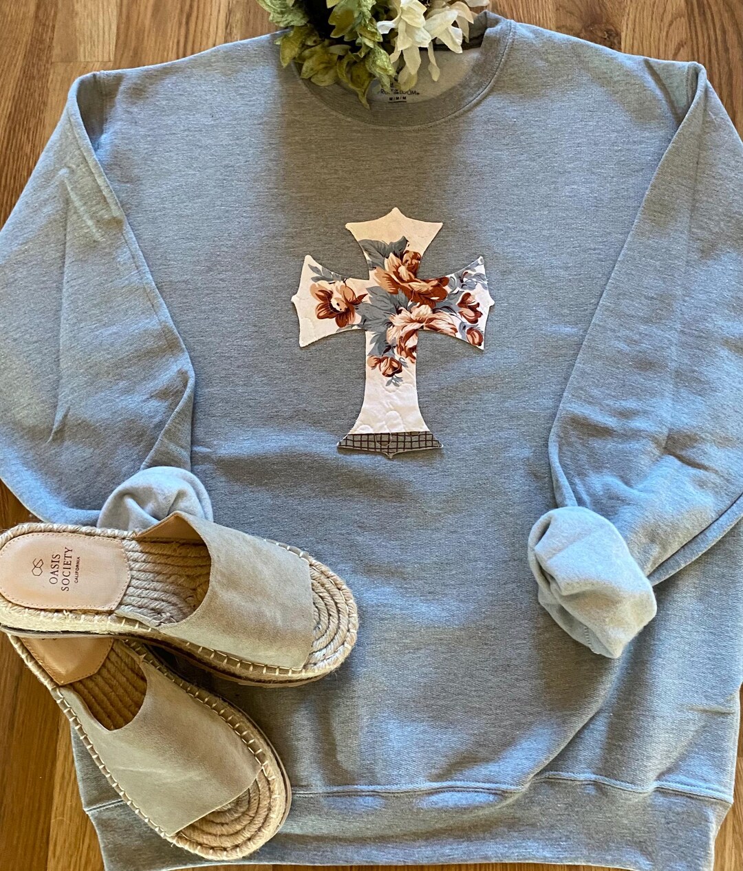 Cross. Easter Cross. Quilt Patch Sweatshirt. Gray. - Etsy