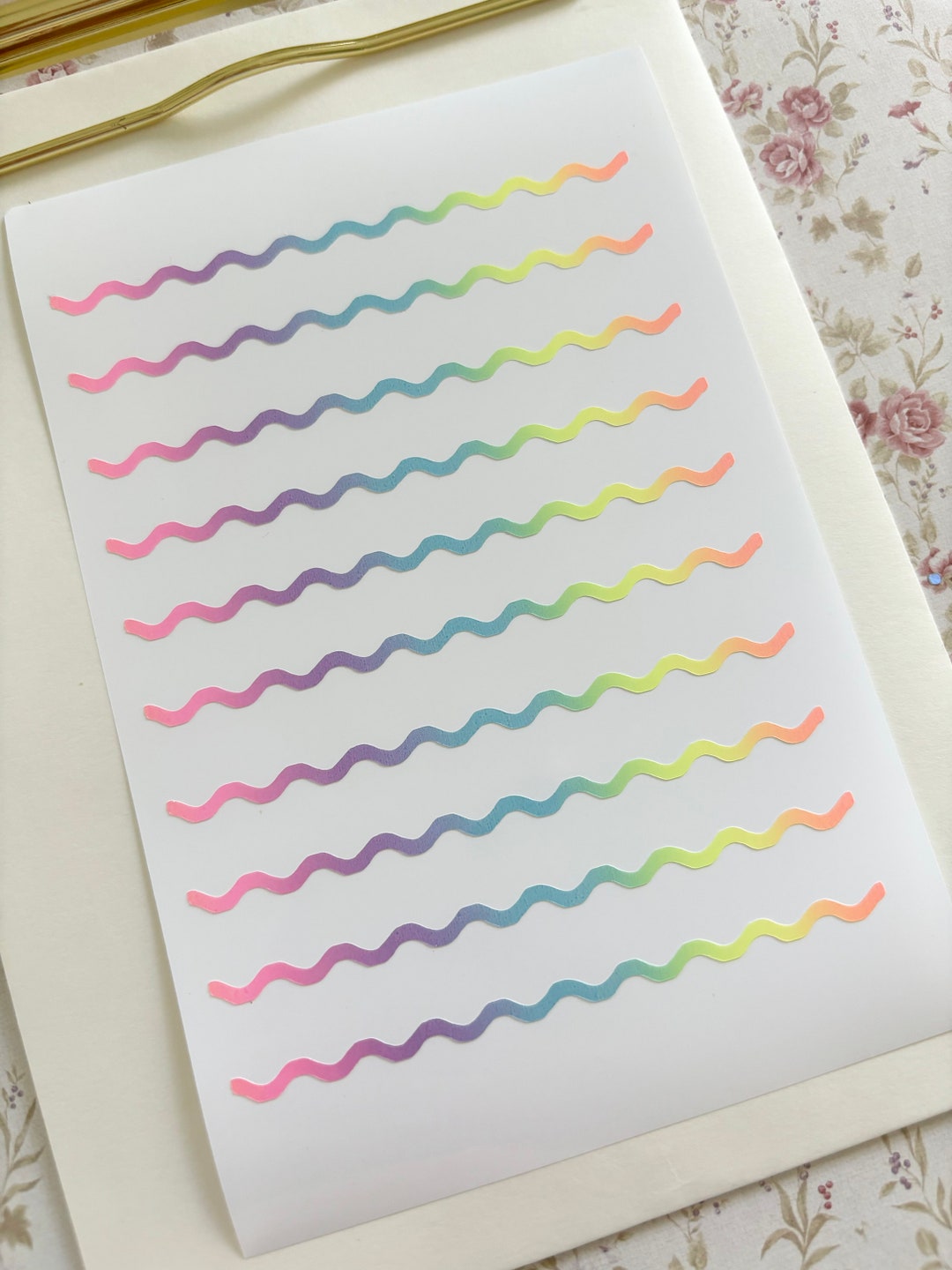 3.5 Inch Pastel Rainbow Ombre Vinyl Squiggle Lines Border Strip ...