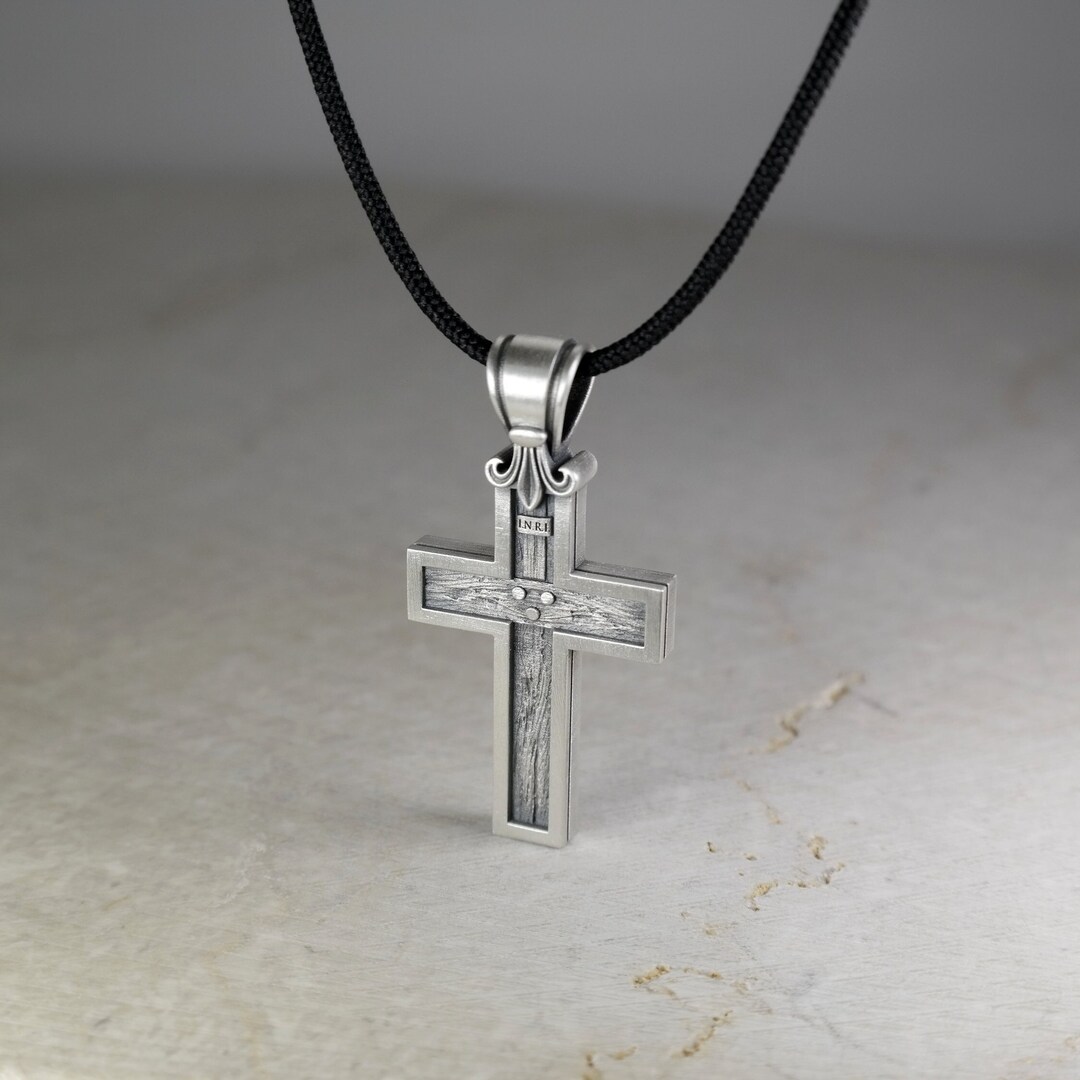 INRI Cross Pendant With Fleur De Lis Design Bail, Crucifix Necklace ...
