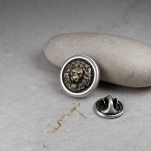 Round Lion Head Pin, Medieval Brooch, Lapel Badge, Gift for Him ...