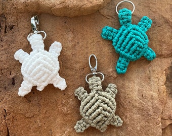 Macrame Turtle Keychain - Etsy